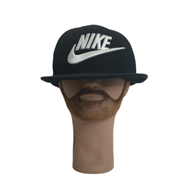 Accessories | Nike Mens Vintage Nike Black Snapback Baseball Cap | Poshmark